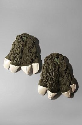 Godzilla Feet Slippers - Trample whole cities or just crush the morning ...