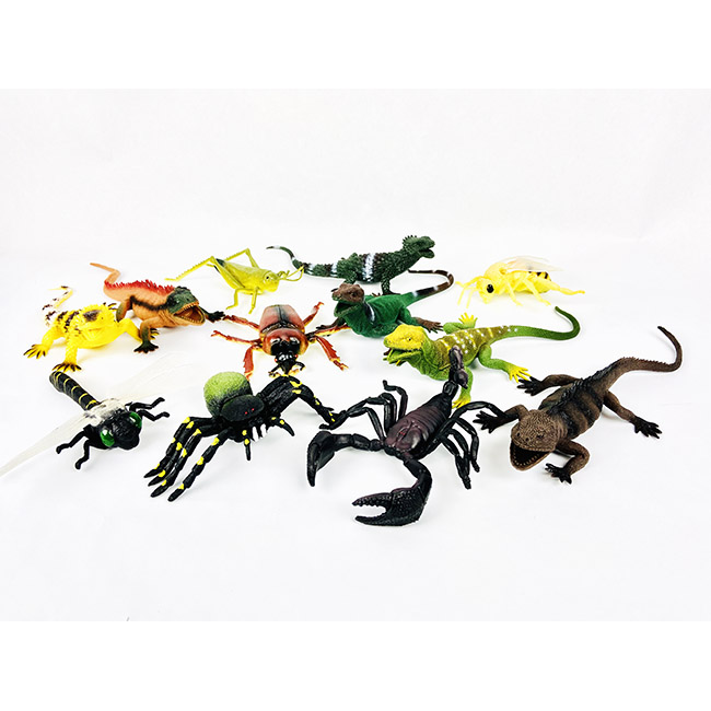 24 Piece Set of Wild Republic HUGE Reptiles and Bugs! Ranging from 5 ...